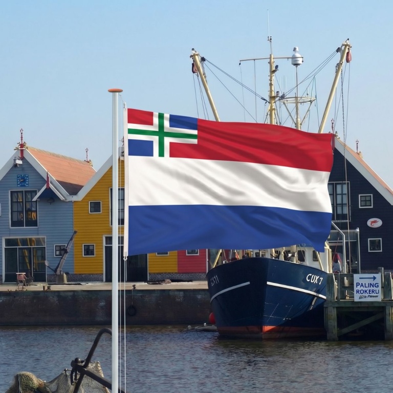 Vlag Nederland met inzet Groningse vlag 120 x 180cm. - Groninger Artikelen